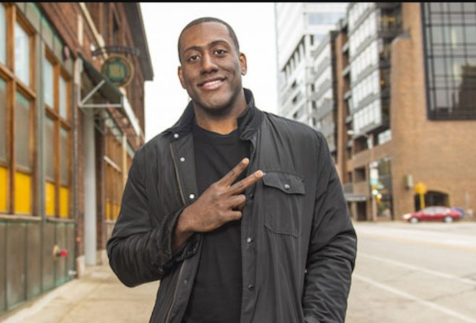 Milwaukee DJ Tyrone Miller - Milwaukee Community Journal