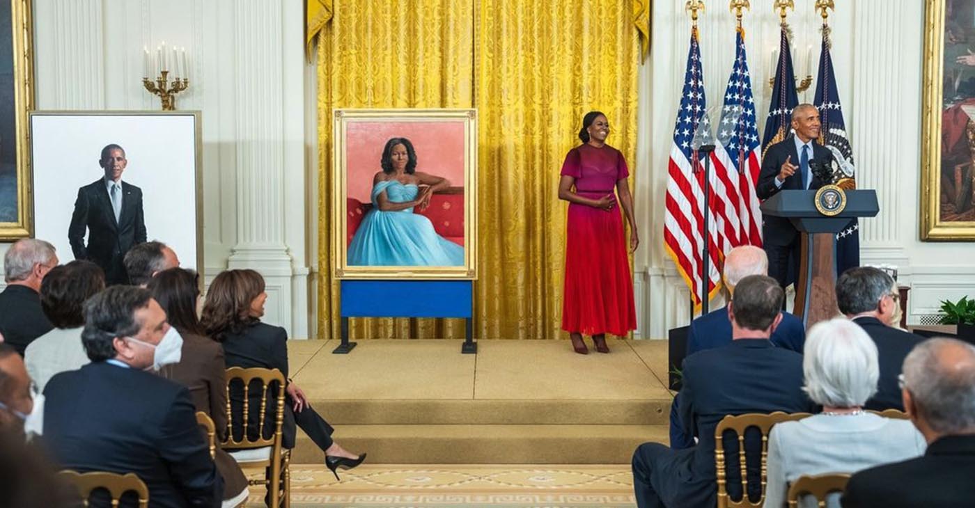 Barack and Michelle Obama Revel in ‘Family Reunion’ in Return to White ...