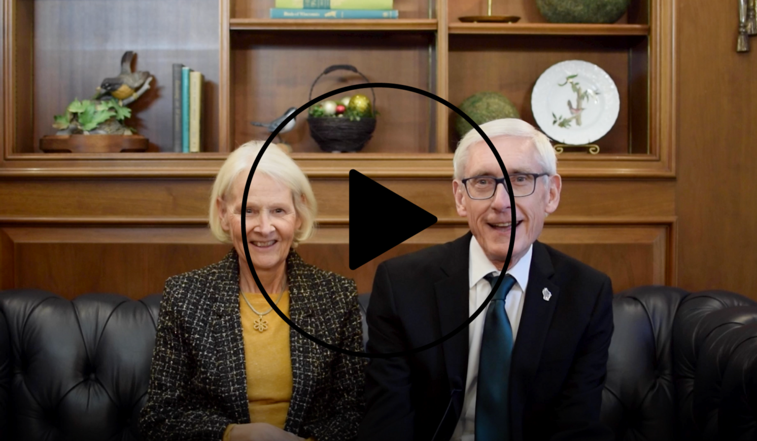 Gov. Evers, First Lady Celebrate Christmas in Wisconsin - Milwaukee ...